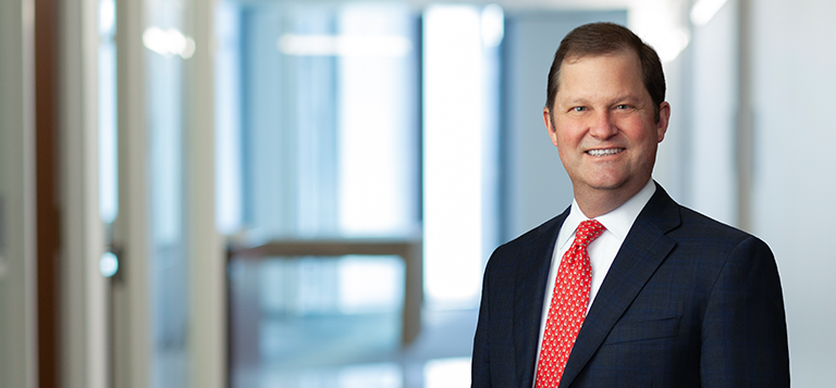 Edmund Robb, Litigation, Energy Lawyer, Houston Attorney, Bracewell